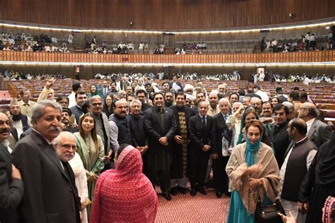 Pakistan Parliament Dissolves To Set Stage For Election Amu Tv