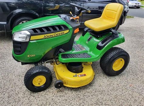 John Deere E120 Dane I Specyfikacje Ciągnika