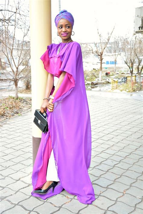 Dimplekhadi Long Flowing Double Contrast Cape