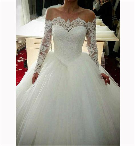 Elegant Tulle Off The Shoulder Neckline Basque Waistline Long Sleeves