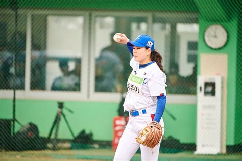 박주아 최강야구 아무것도 하지 않으면 바뀌는 것은 없다라는 마음으로 참여한 트라이아웃 긴장도 많이 하고 떨렸지만 열심히 최선을 다했습니다 트라이아웃 참가하신 모든