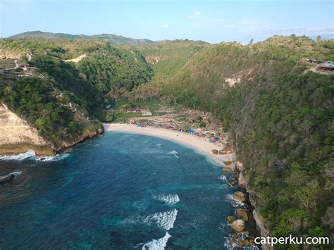 Alasan Kenapa Pantai Atuh Beach Nusa Penida Ini Wajib Kamu Kunjungi