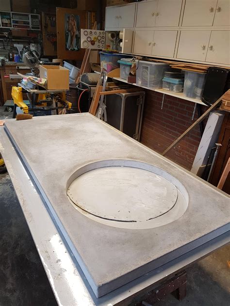 Nieuwe Tafel Voor Mijn Weber 57 Buitenkeuken Buitenkeukens Tafel Bbq