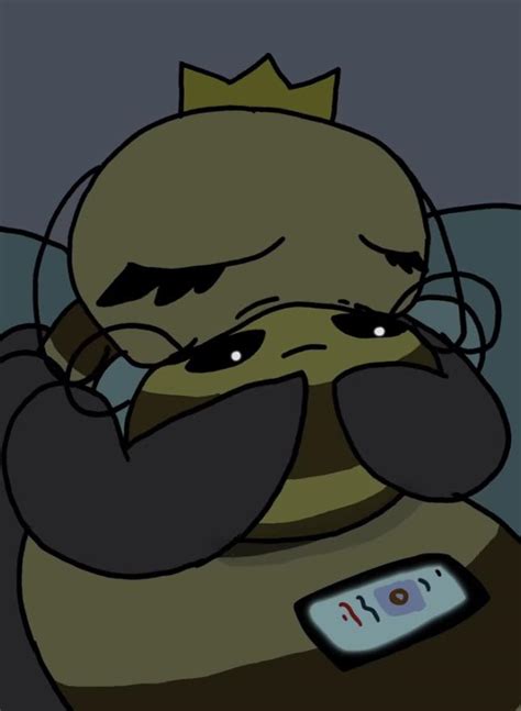 Cute Bee Cuddlin Rcuddleslut