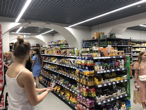 Открылся первый в России Магнит нового поколения Что необычного внутри Магнит Сити СВОЙ