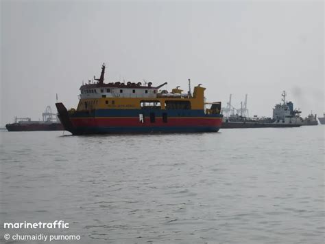 Ship Kmpnusa Jaya Abadi Ro Ropassenger Ship Registered In Indonesia