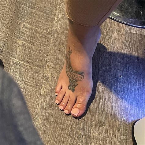 Cuban Dolls Feet
