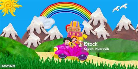 레트로 자동차 3d 그림 배너 흰색 배경에 고립에 의해 산 가족 여행 가족에 대한 스톡 사진 및 기타 이미지 가족 공예 어린이 놀이용 점토 Istock