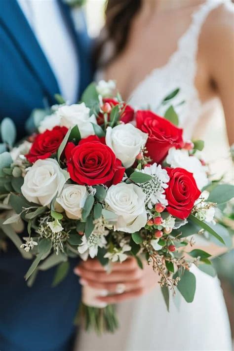 20 Timeless Red Rose Wedding Bouquets • Confetti And Roses