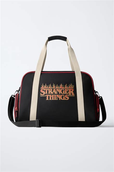 Bowling Stranger Things © Netflix Negru Zara România