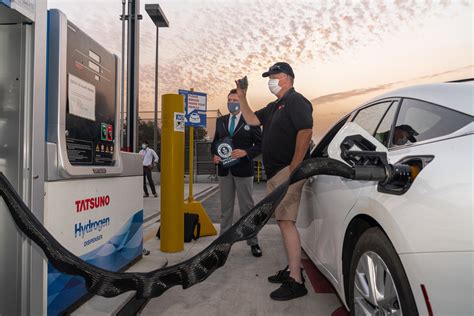 El Toyota Mirai Establece Un Récord Guinness Para Coches De Hidrógeno