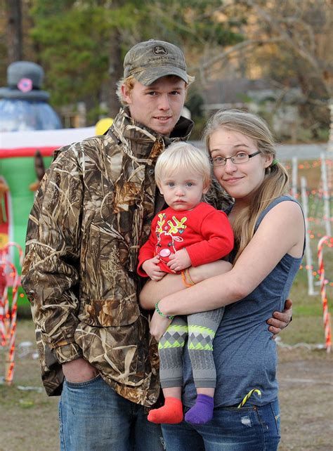 Mama Juness Daughter Anna Chickadee Cardwell Moving Back In With