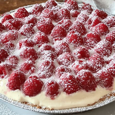 White Chocolate Raspberry Cream Pie White Chocolate Raspberry Cream Pie
