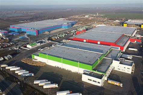In 2023, the construction of the Ozon logistics center will be ...