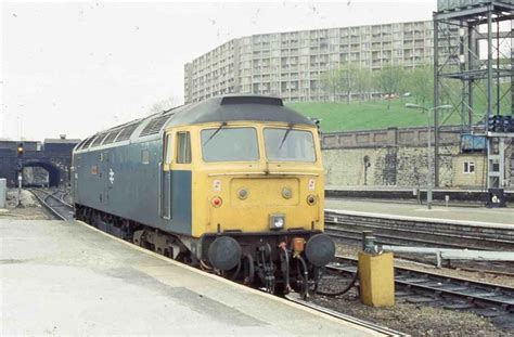 35mm Slide Br British Railways Diesel Loco Class 47 47402 Sheffield