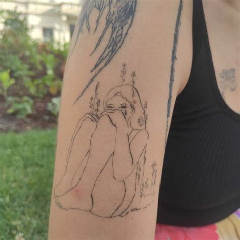 20 Aged Fine Line Tattoos That Will Blow Your Mind