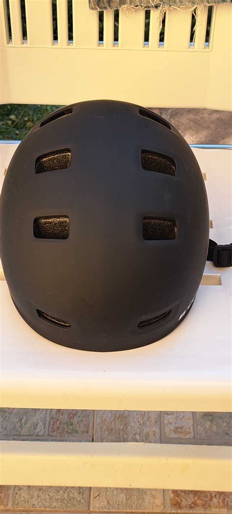 Каска за скейборд гр София Център • Olx Bg