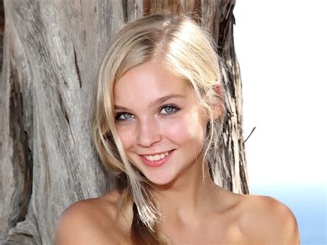 Sienna Beautiful Smile Photo Hd Wallpapers Preview
