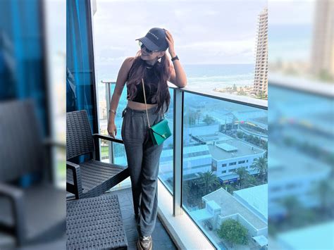 Anushka Sen Shares Bold Photos In Casual Dress User Like Her Style Smzs