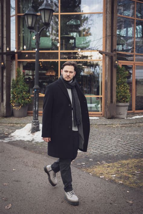 Romantiskās Komēdijas Gandrīz Vecpuisis” Režisors Rihards Romušs Kino Ir Mana Dzīve Nralv