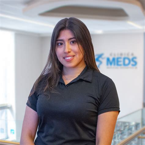 Constanza Moreno Especialista En Clínica Meds