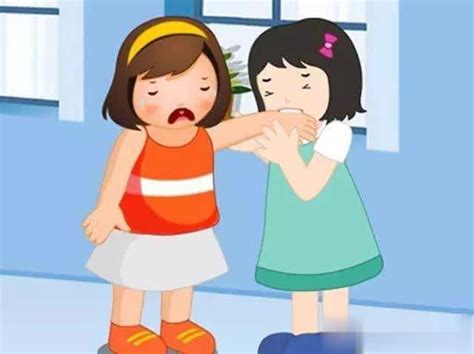 孩子因为抢玩具咬人怎么办？这位妈妈的做法，连爸爸都佩服