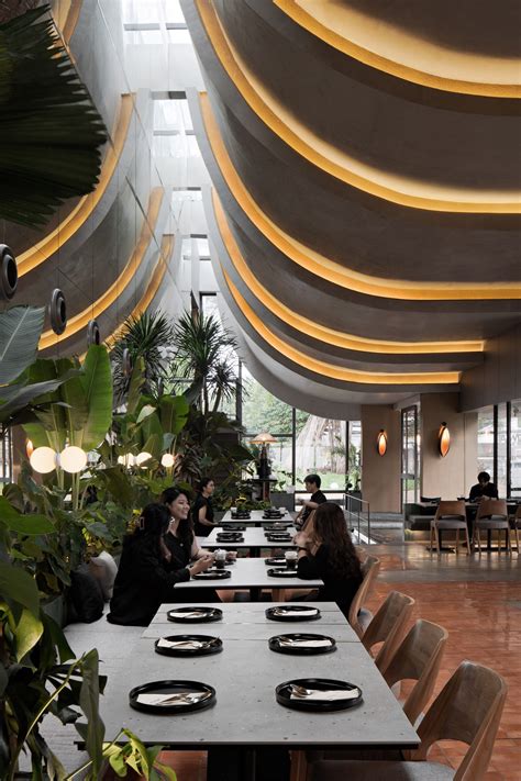 Radar Tops Indonesian Restaurant With Sweeping Concrete Roof Terrace
