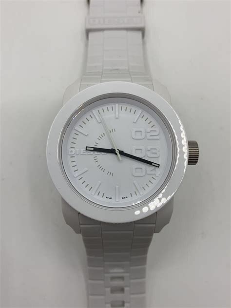 Yahooオークション Diesel クォーツ腕時計デジタルラバーwhtwht