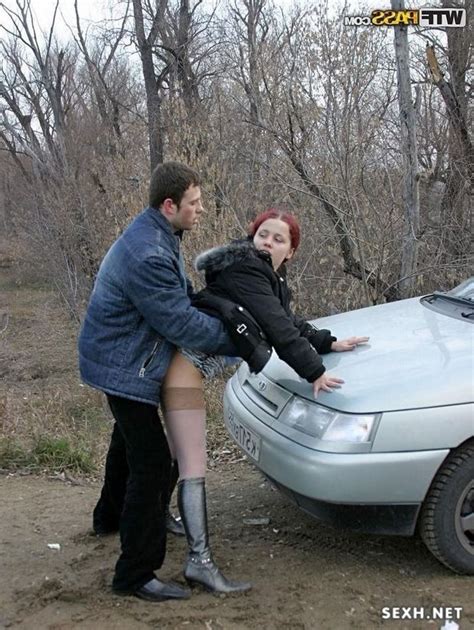 Гопник трахнул на улице давалку Pic