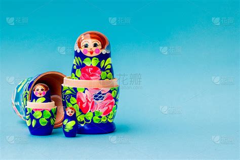 蓝色俄罗斯套娃斯拉夫纪念品