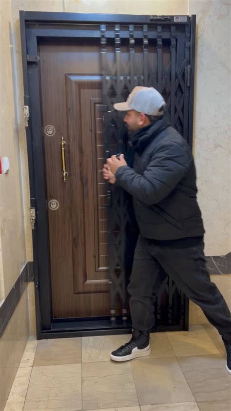 ‎آهنسازان حمید‎ ‎🔒 امنیت خونه و محل کارت رو با درب‌های آکاردئونی سه