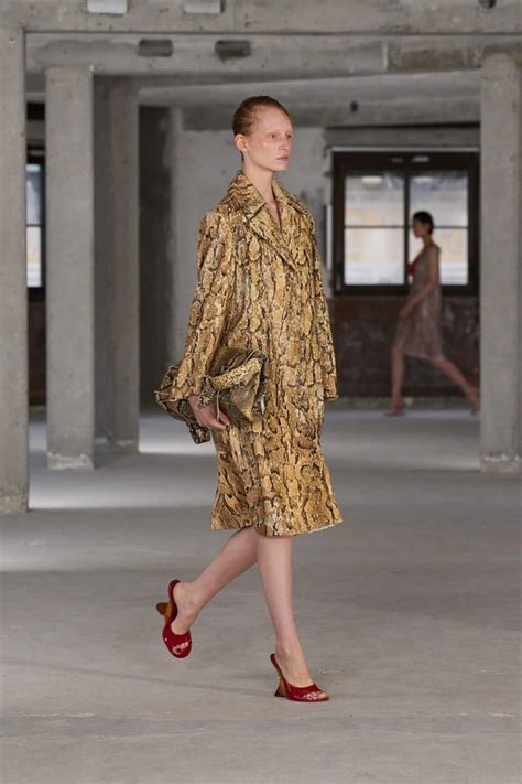 PFW Wednesday Afternoon Dries Van Noten And Rabanne FashionNetwork