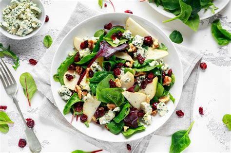 Салат «Восхитительный» – простой и вкусный рецепт, как приготовить пошагово