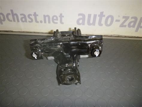 Купити Подушка КПП ліва Skoda RAPID 2012-2019 (Шкода Рапид), 6RF199555D ...