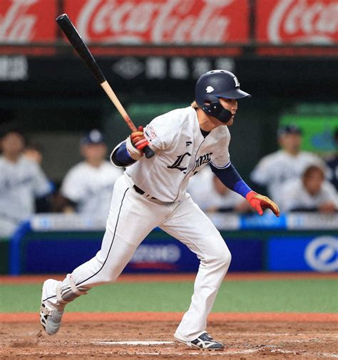 ＜西・巨＞9回、元山はサヨナラ打を放つ （撮影・西川祐介） ― スポニチ Sponichi Annex 野球