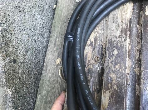 Кабели за подаване на ток към автомобил джип бус и т н гр Асеновград • Olx Bg