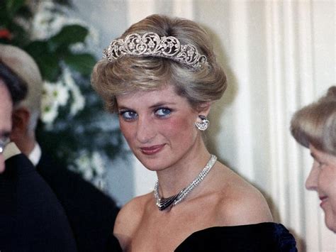 Iconic Princess Diana Dress To Go To Auction