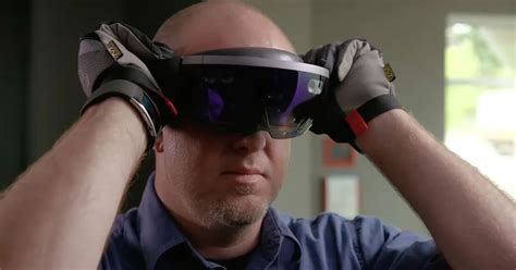 How To Know When HoloLens Is Charged Robots Net