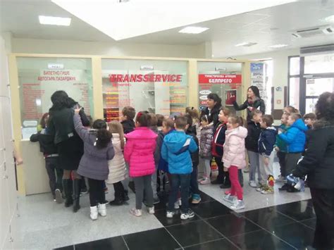 Преиздават безплатните карти за пътуване на деца до 7 години Darik Bg