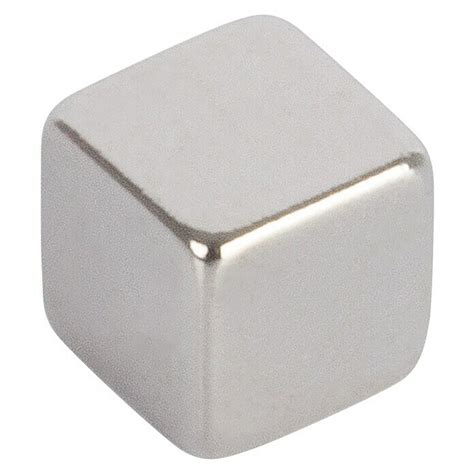 Suki Magnet Kvadratno D x Š x V 5 x 5 x 5 mm BAUHAUS