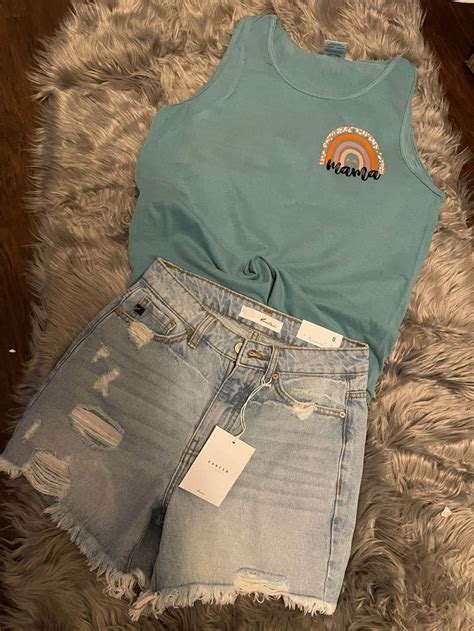 Comfort Colors Mama Rainbow Tank Top Etsy Rainbow Tank Rainbow