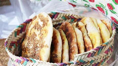 طرز تهیه نان کلوکی کولوکو بندرعباس؛ ساده و خوشمزه مجله اکالا