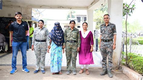 Maharashtra Gadchiroli Police Arrest Female Naxal With ₹6 Lakh Bounty