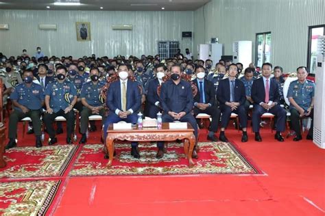 ប្រកាសចូលកាន់តំណែងមេបញ្ជាការកងរាជអាវុធហត្ថខេត្ត ត្បូងឃ្មុំ គេហទំព័រ កាសែត ស្ទឹងមានជ័យ