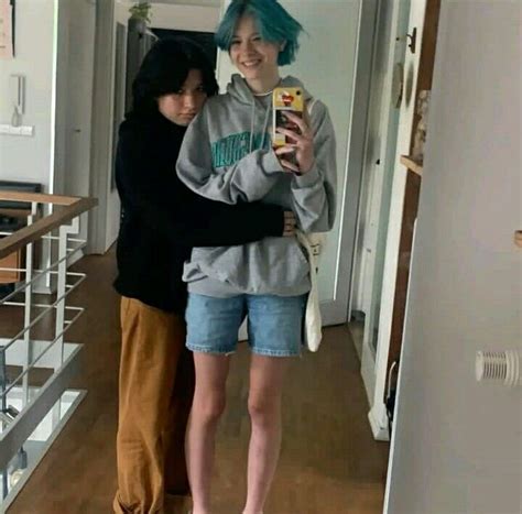 Pin Su Finn Sii Rosso Belle