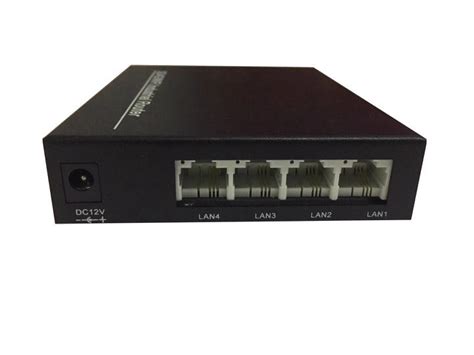 China CCTV IP Camera Industrial 300m Wireless 3G 4G Router With SIM Card Slot External Antennas