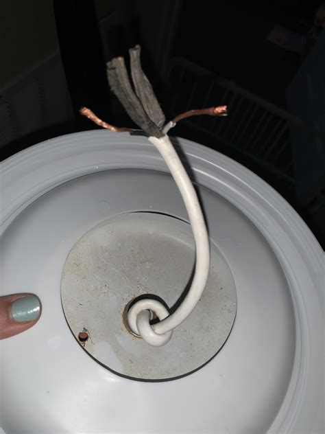 No Grounding Wire On Light Fixture R Askelectricians