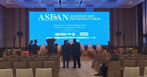 ព្រឹកនេះ សម្តេចតេជោ ហ៊ុន សែន អញ្ជើញបើកវេទិកាភាពជាអ្នកដឹកនាំនិងភាពជាដៃគូអាស៊ានឆ្នាំ២០២២