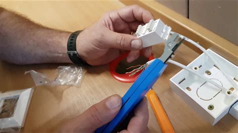HOW TO WIRE A NETWORK SOCKET YouTube