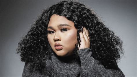Netizen Sokong Dato Seri Vida Tidak Kisah Cik B Potong Rambut Persis